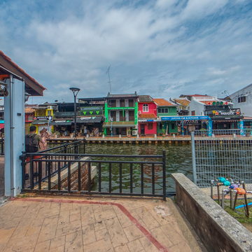 PERZIM | River Walk 27